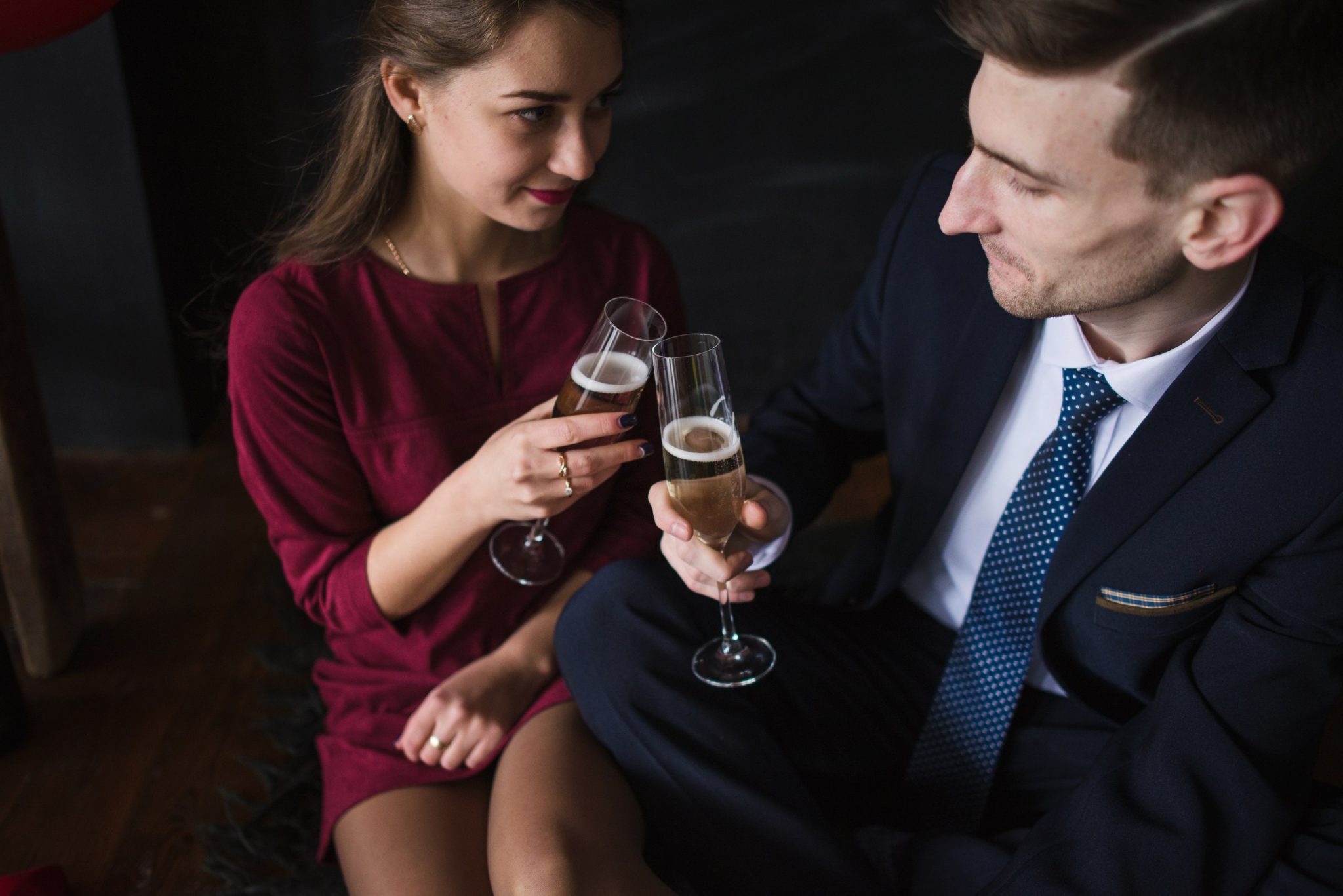Escort Blind Dates mit sexy Callgirls | Aura Escort Frankfurt